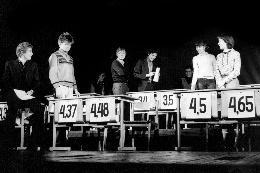10. lend (1978-1982) - Eesti Lavastuste Andmebaas