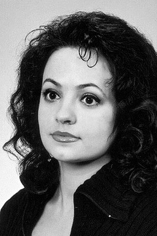 Alla Popova - Eesti Lavastuste Andmebaas